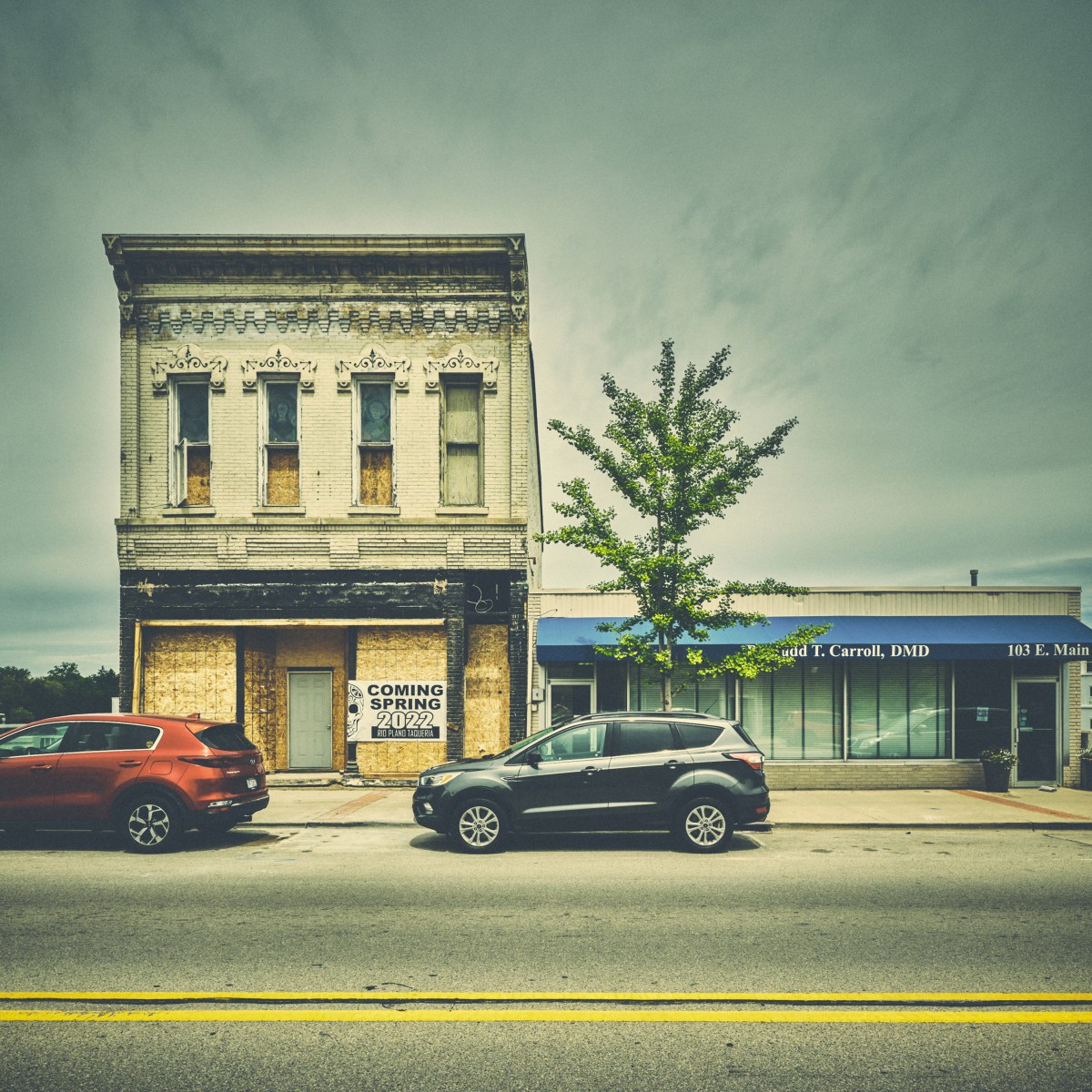 Lowell Colors – No Ordinary Light